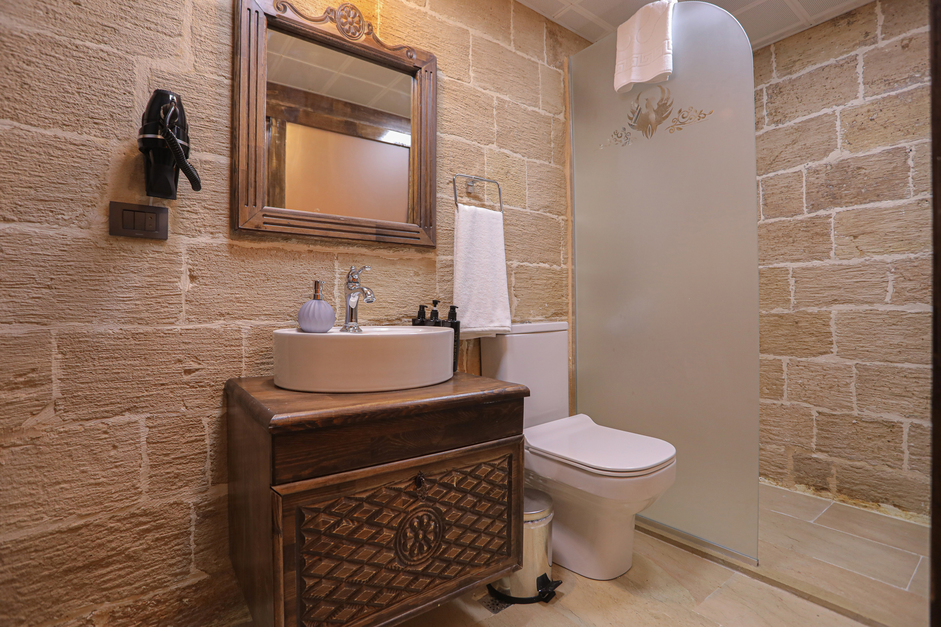 Marde – Ankahan Konağı